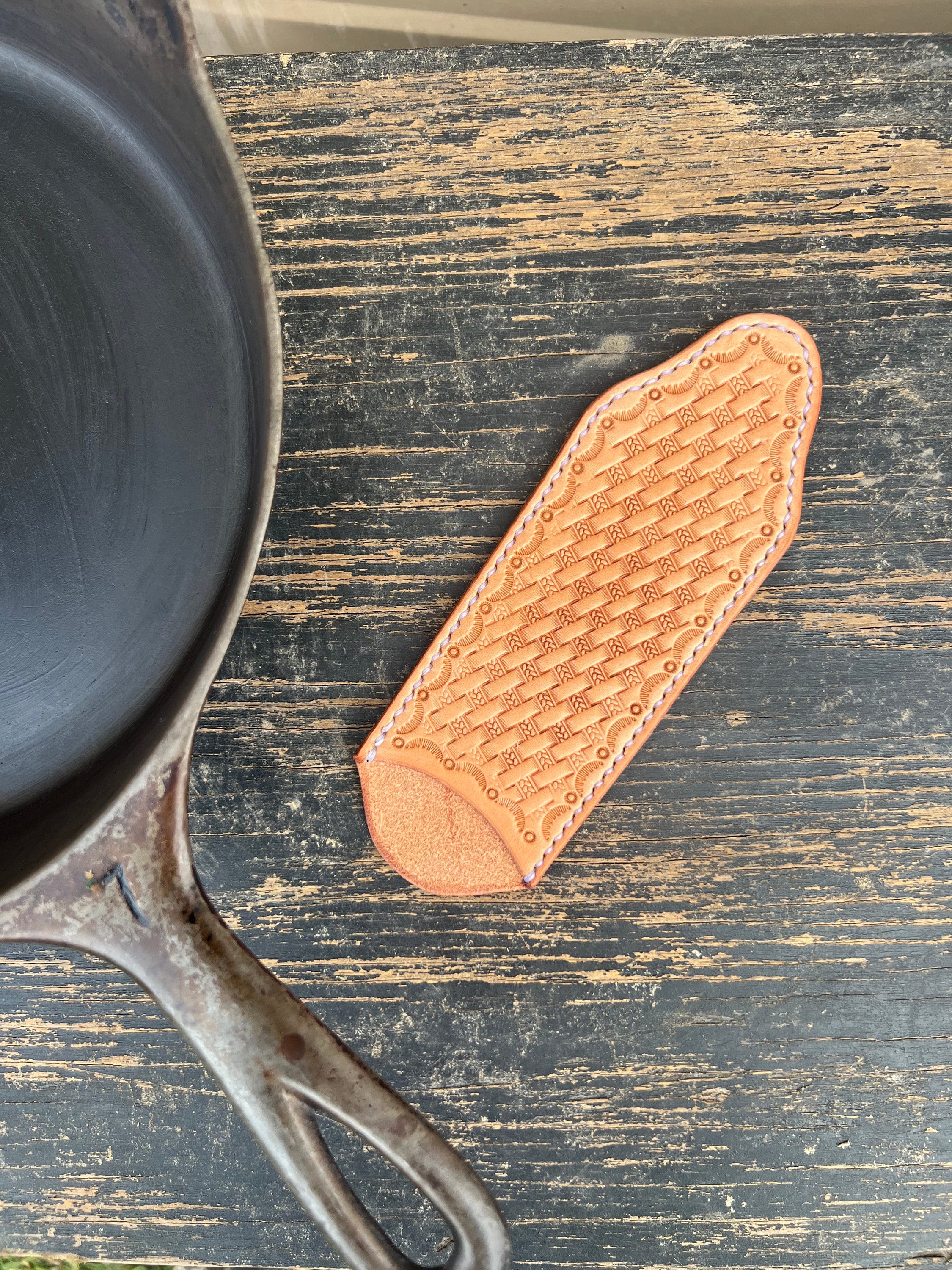 Leather Cast Iron Skillet Handle Cover - Etsy