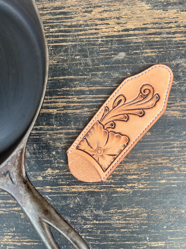 Leather Cast Iron Skillet Handle Cover - Etsy