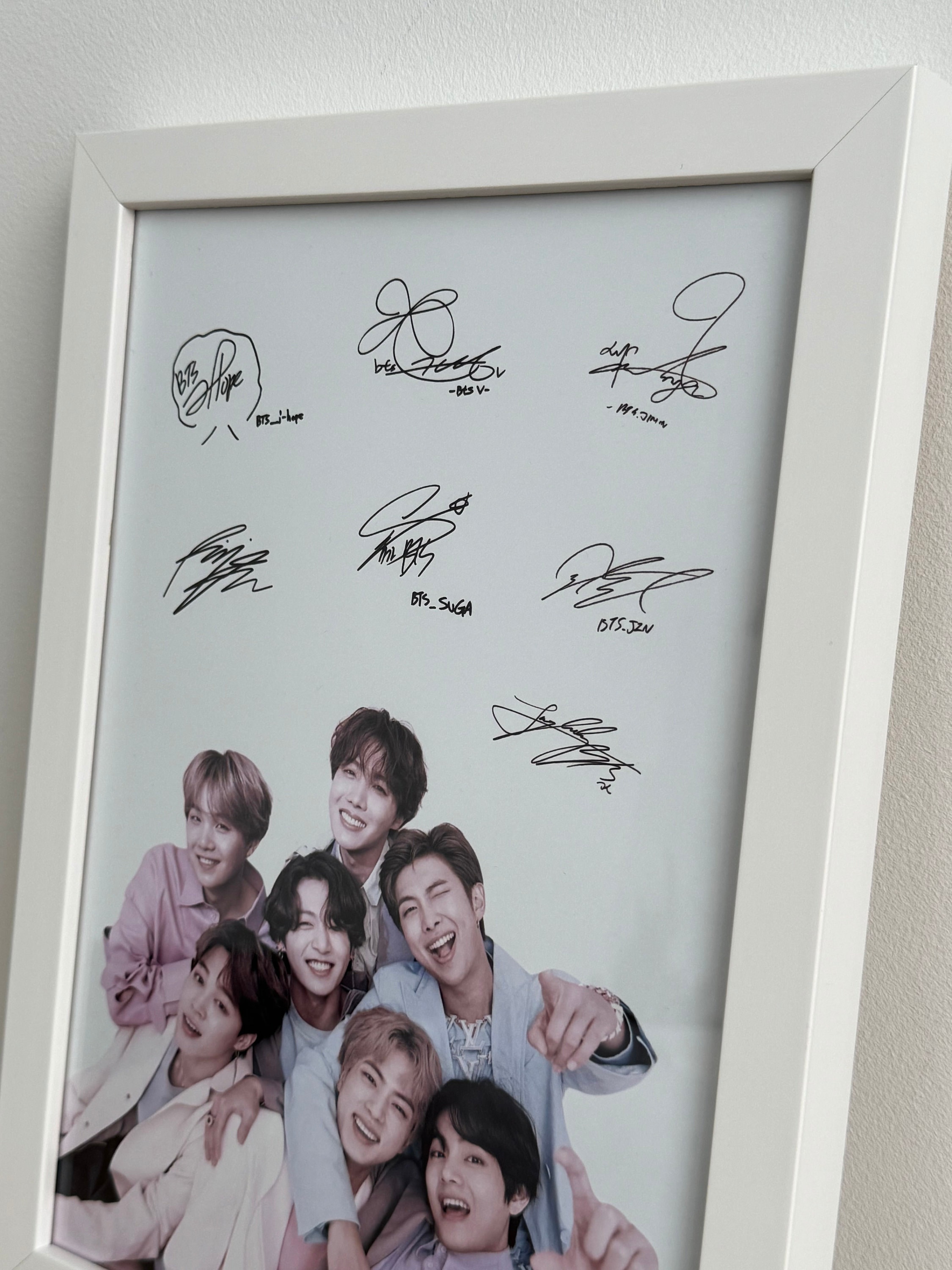 BTS Live Digital Poster With Autographs, BTS Digital Art, Bts Augmented Reality Poster, Bts ...