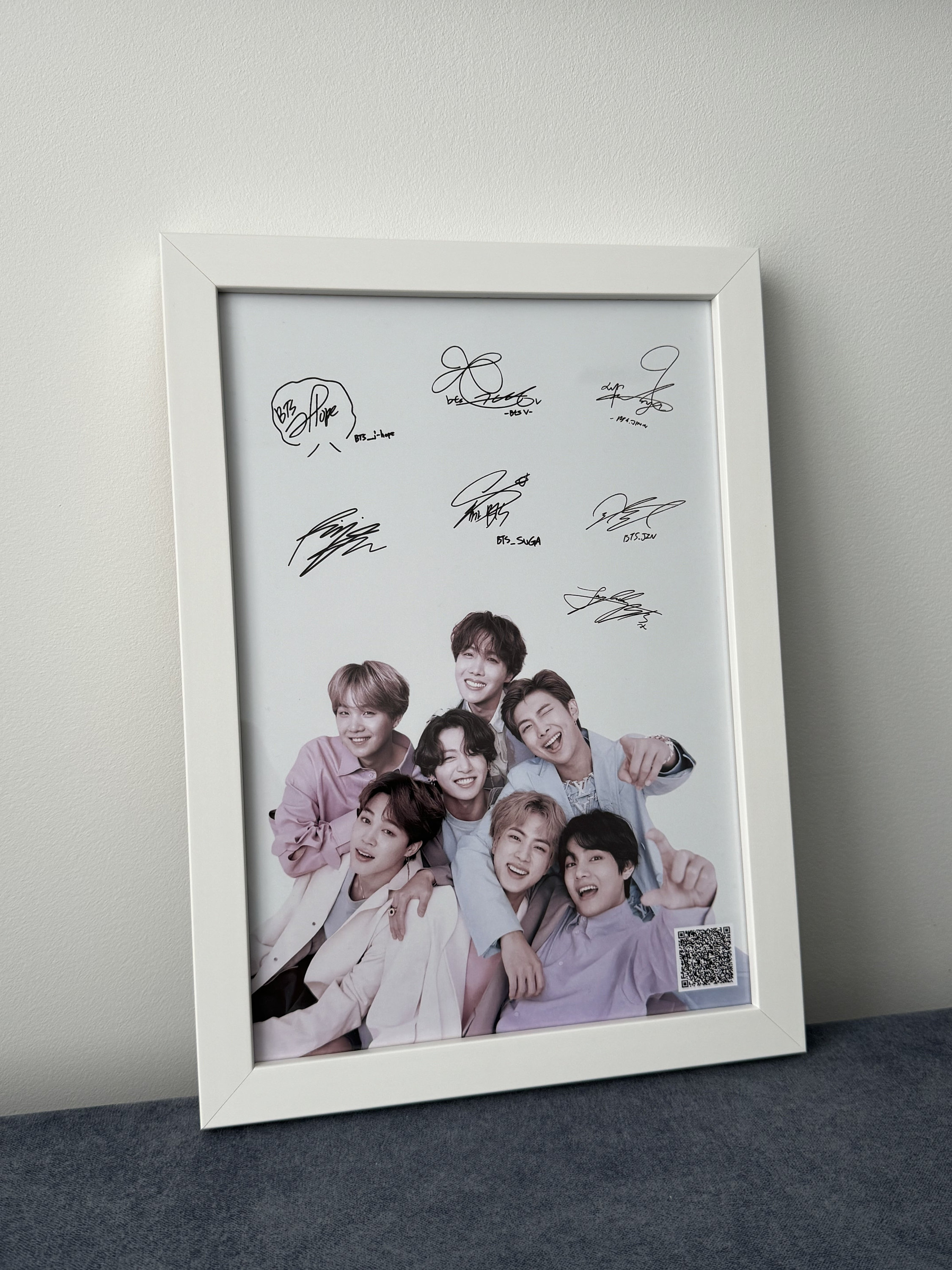 BTS Framed Live Poster With Autographs, BTS Poster That Comes to Life ...