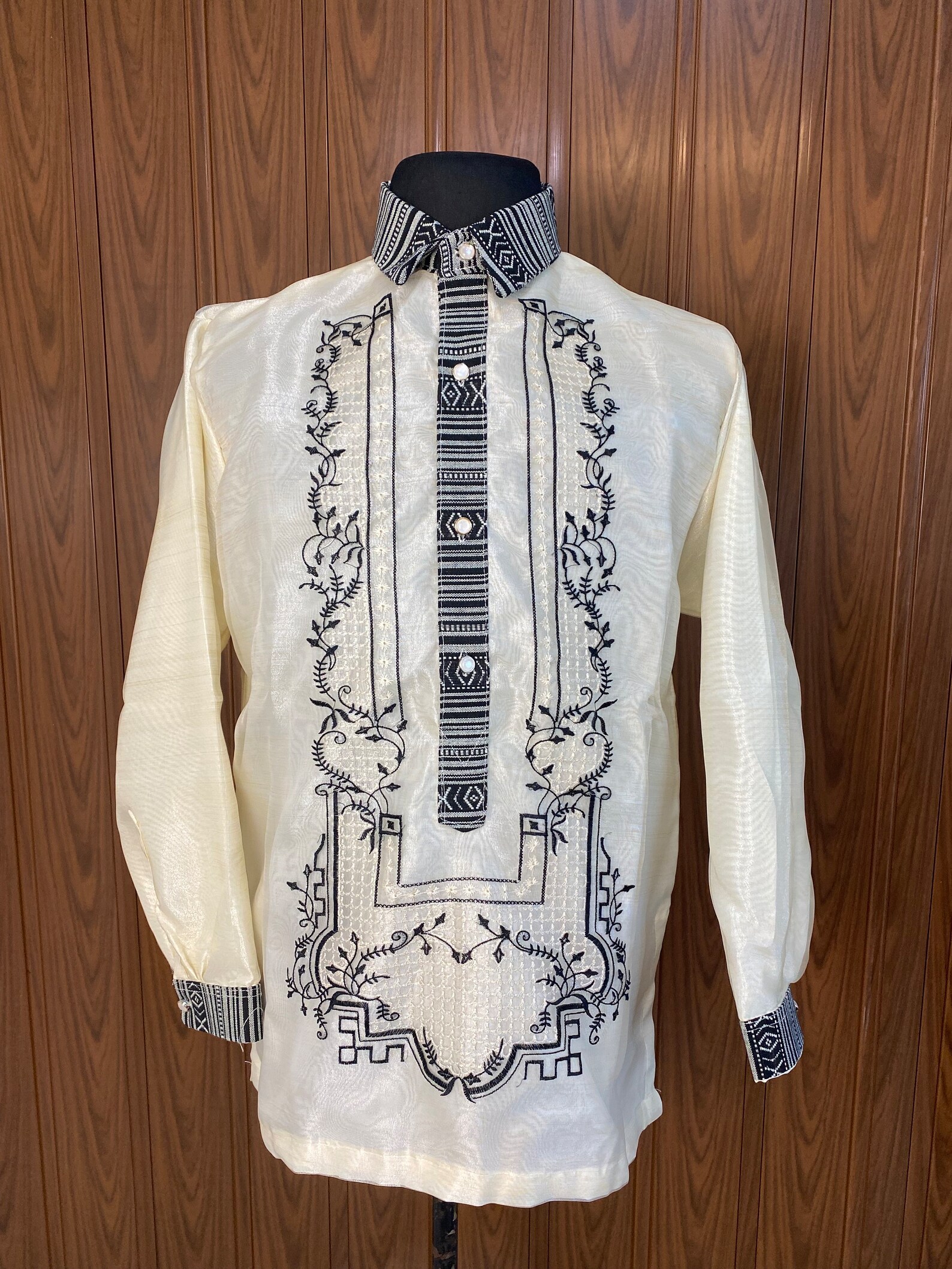 Traditional Men’s Barong Sports Collar - Etsy