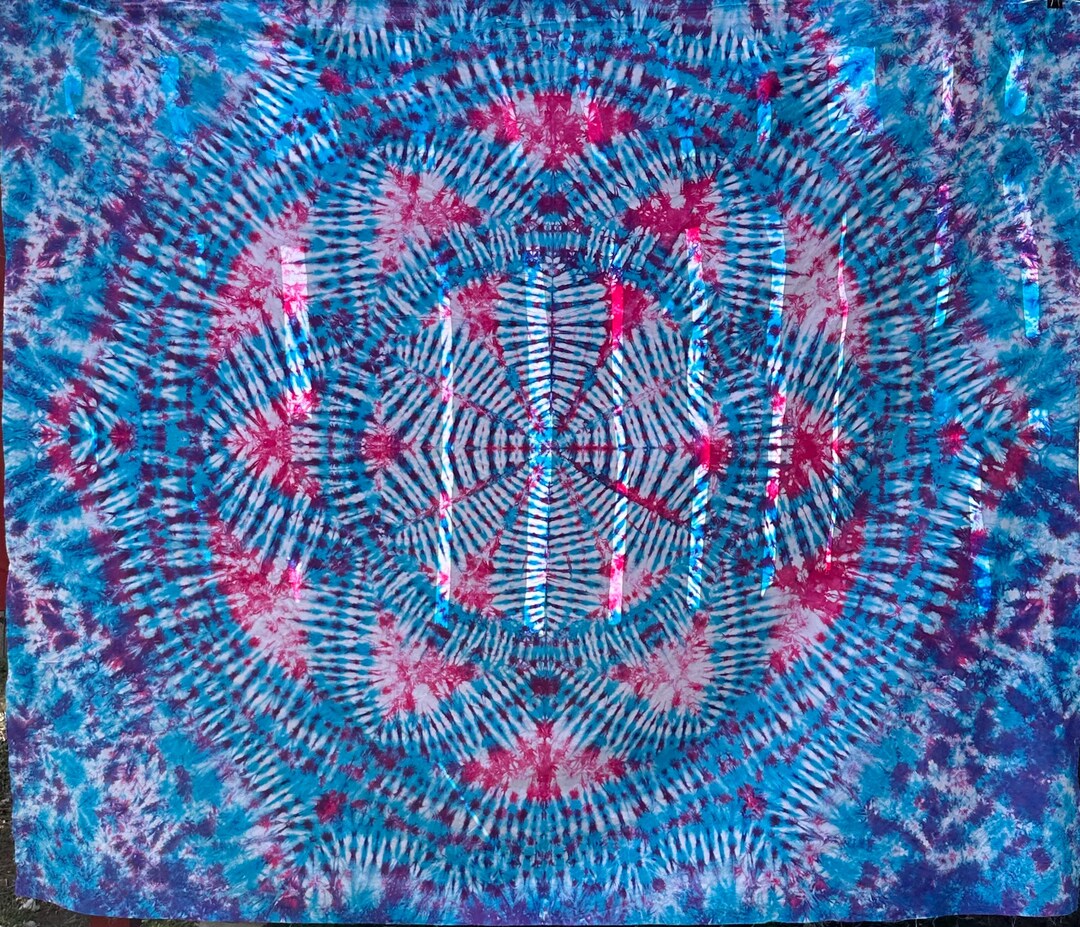 Beautiful Tie Dye Tapestry Sewn With Hanging Loops on Corners for ...