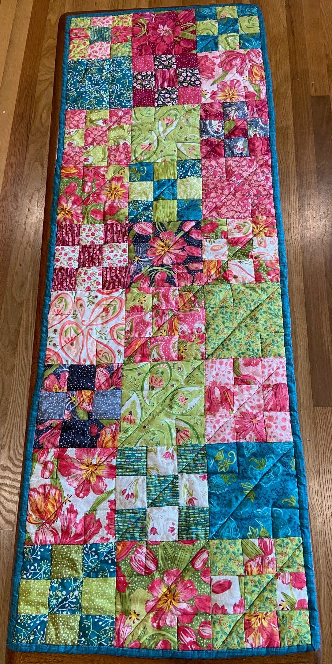 Handmade Tulip Tango Table Runner - Etsy