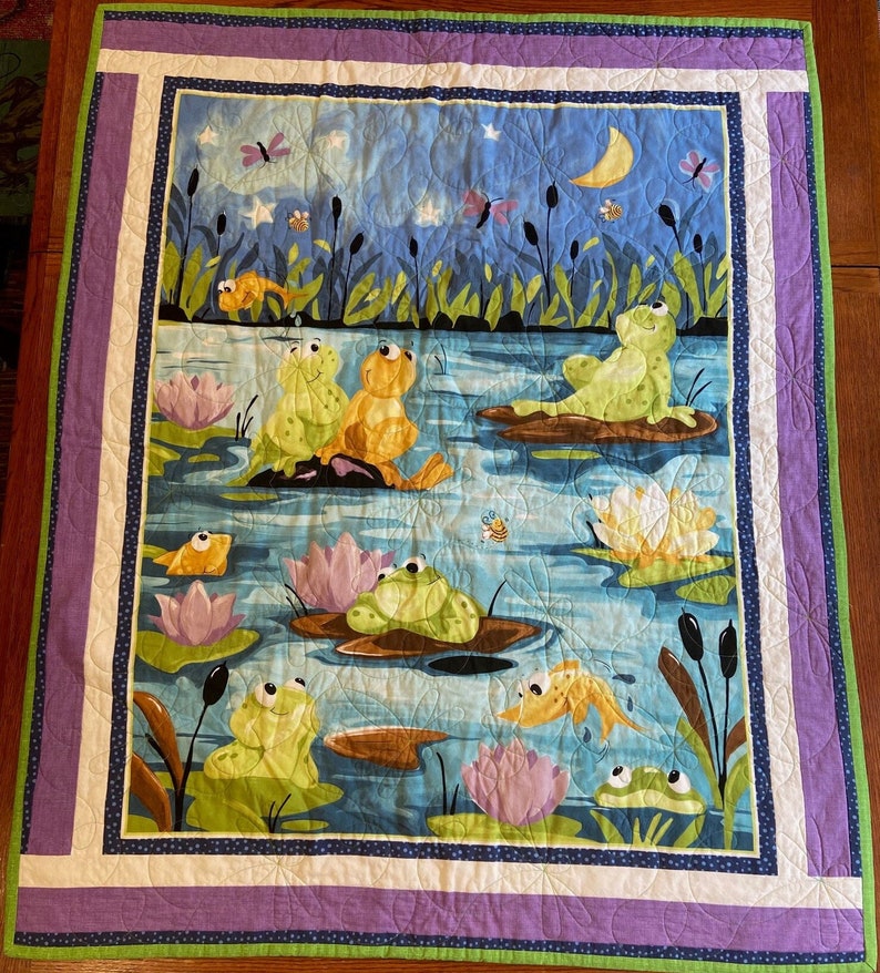 Handmade Frog on Lilypad Baby Quilt - Etsy