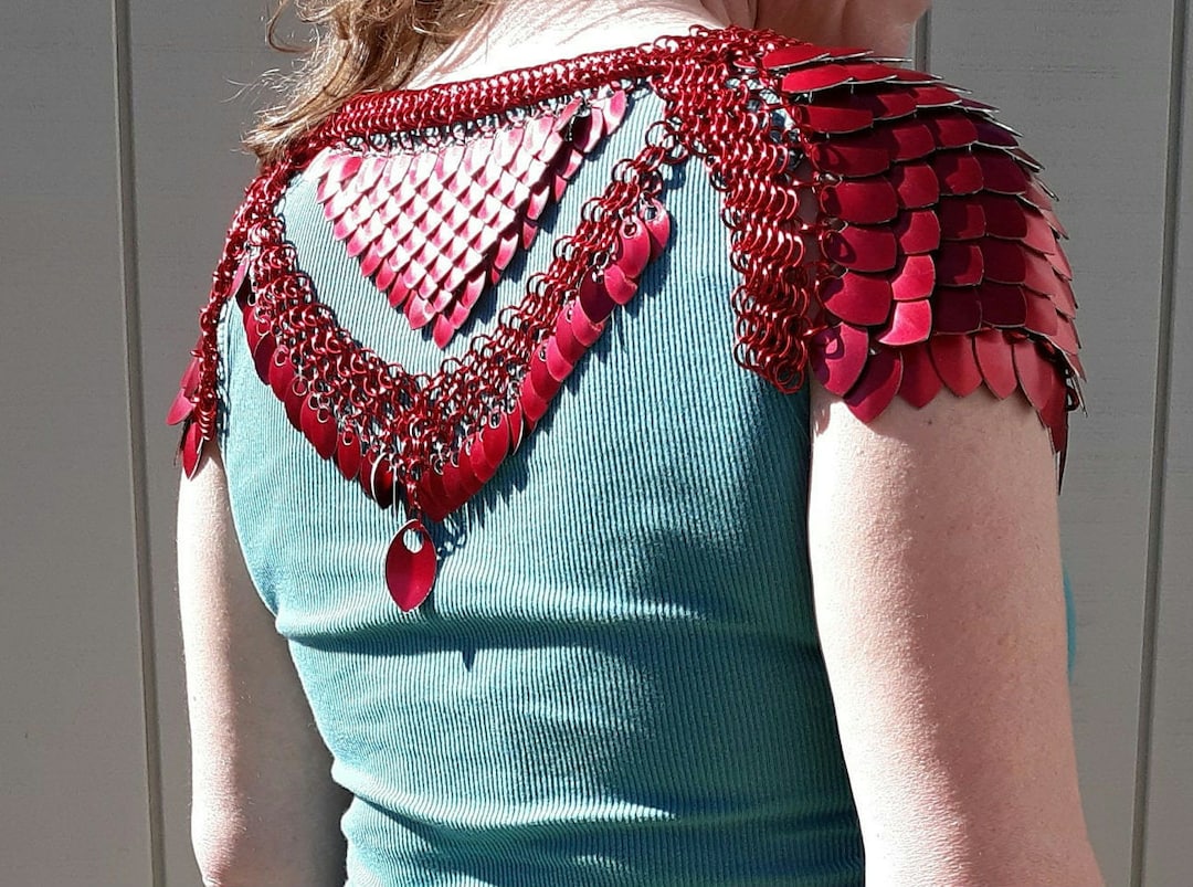 Keres Chainmail Shoulder Armor With Fringe Scalemail Shoulder Armor ...