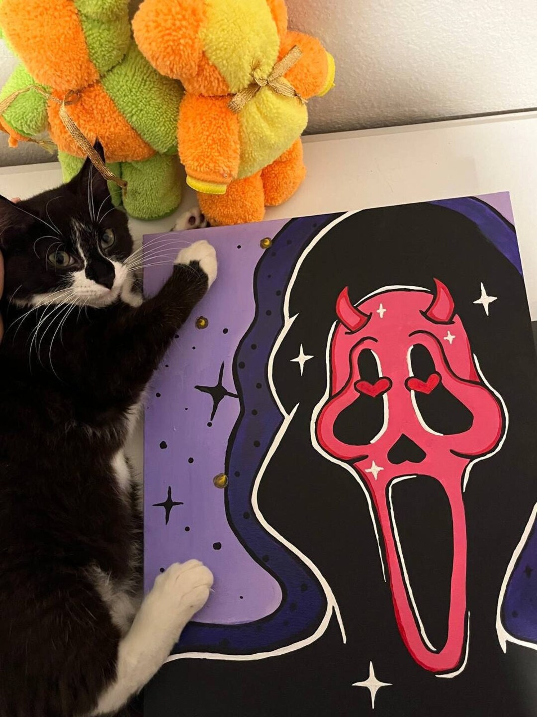 Scream/ghost Face Pink Heart on Eyes and a Shine of Stars - Etsy