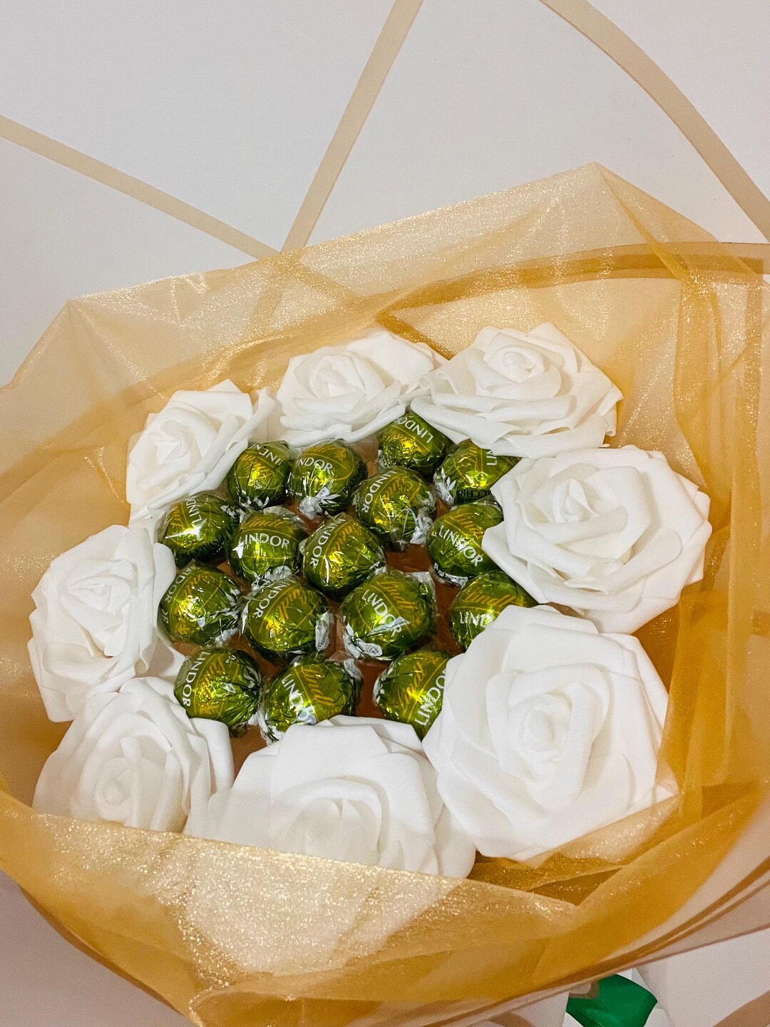 Pistachio Chocolate Lindt Rose Chocolate Bouquet Flowers Lindor ...
