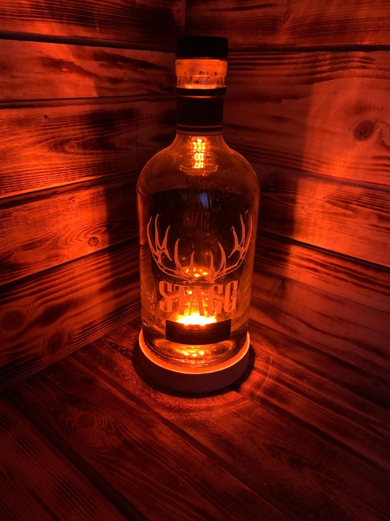 Stagg Jr. Bourbon Whiskey Bottle She-shed Mancave Bar Desk/table Lamp ...
