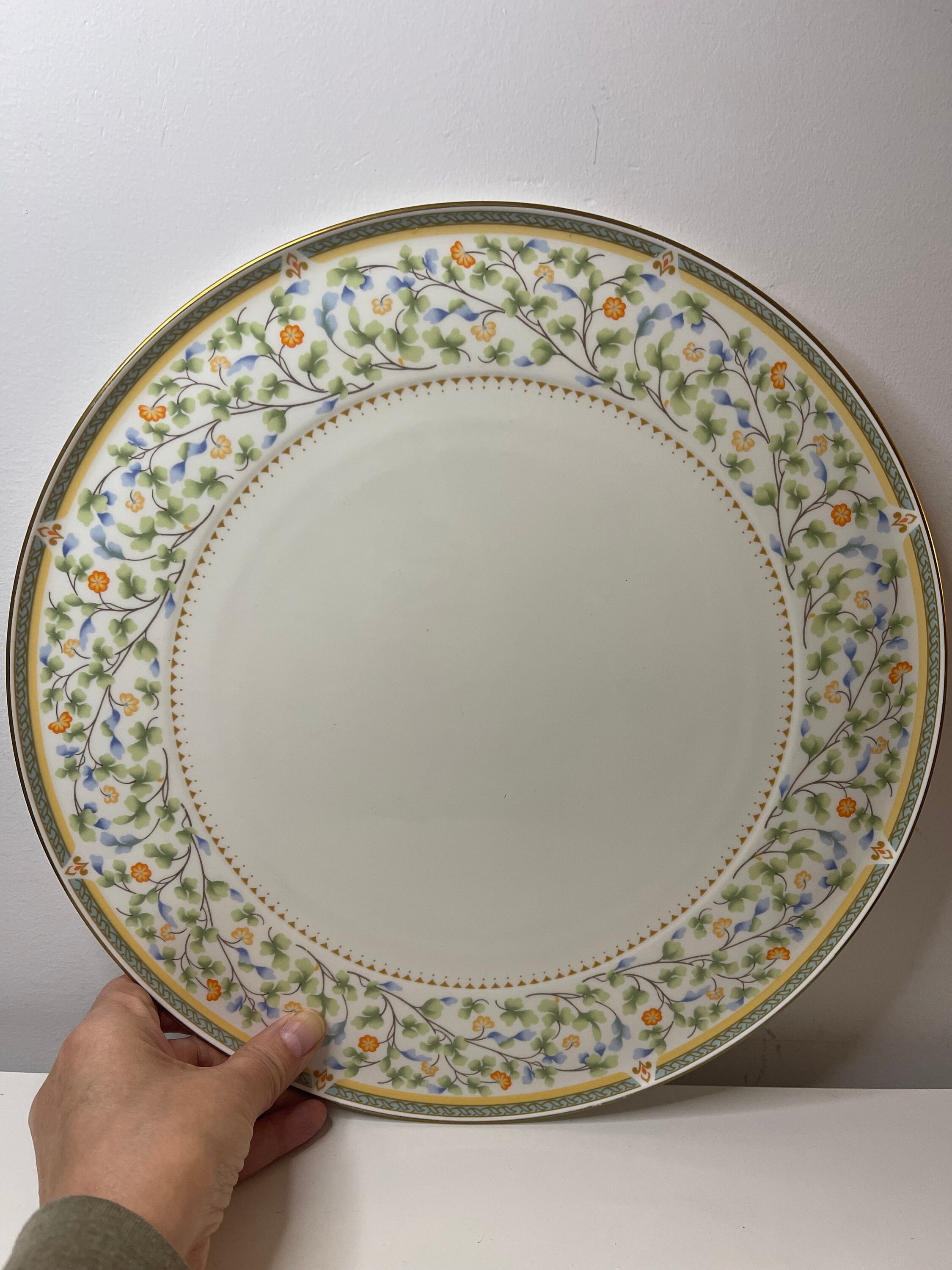 Vintage Royal Bone China, Fine Bone China Flora Design 131/2 Inch Cake ...