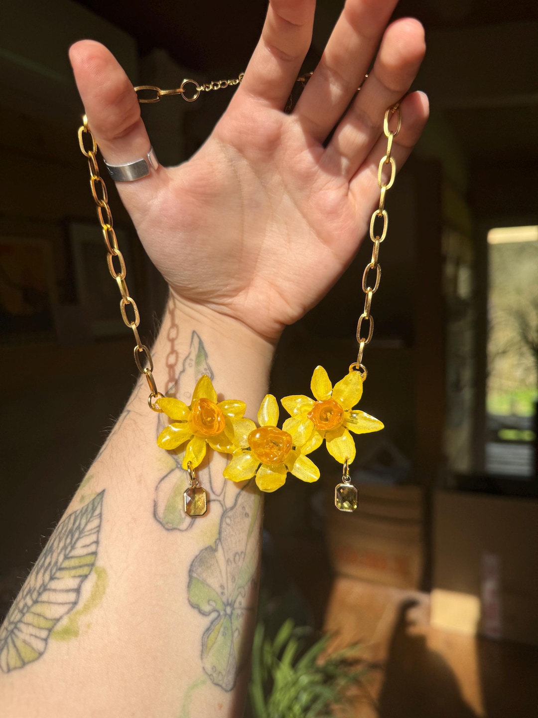 Real Daffodil Necklace: Pressed Flower Resin Pendant, Botanical Jewelry ...