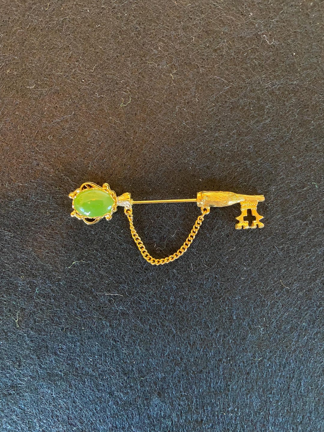 Vintage Jade Lapel Pin | BC Nephrite Jade Set in Antique Key Setting ...