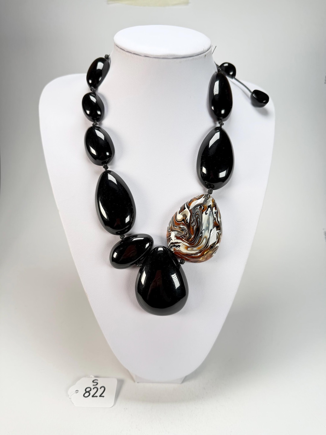 Collana Sobral "Elen" in resina color Carmelo e nera (005411) - Etsy Italia