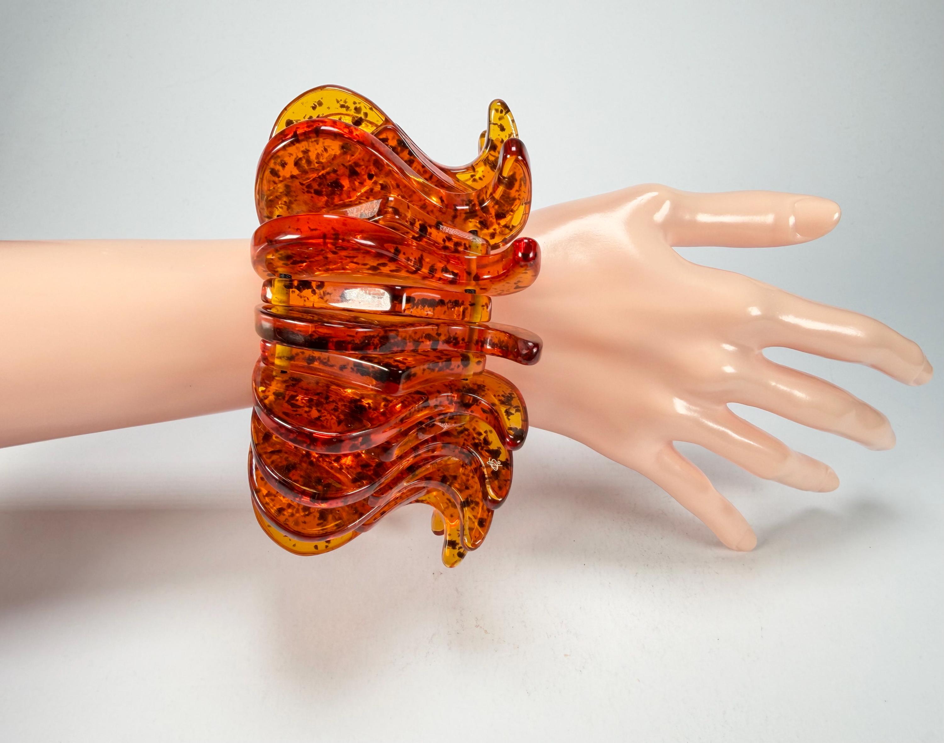 Sobral - Amber "cogumelo" Studio Creation Elasticated Resin Bracelet ...