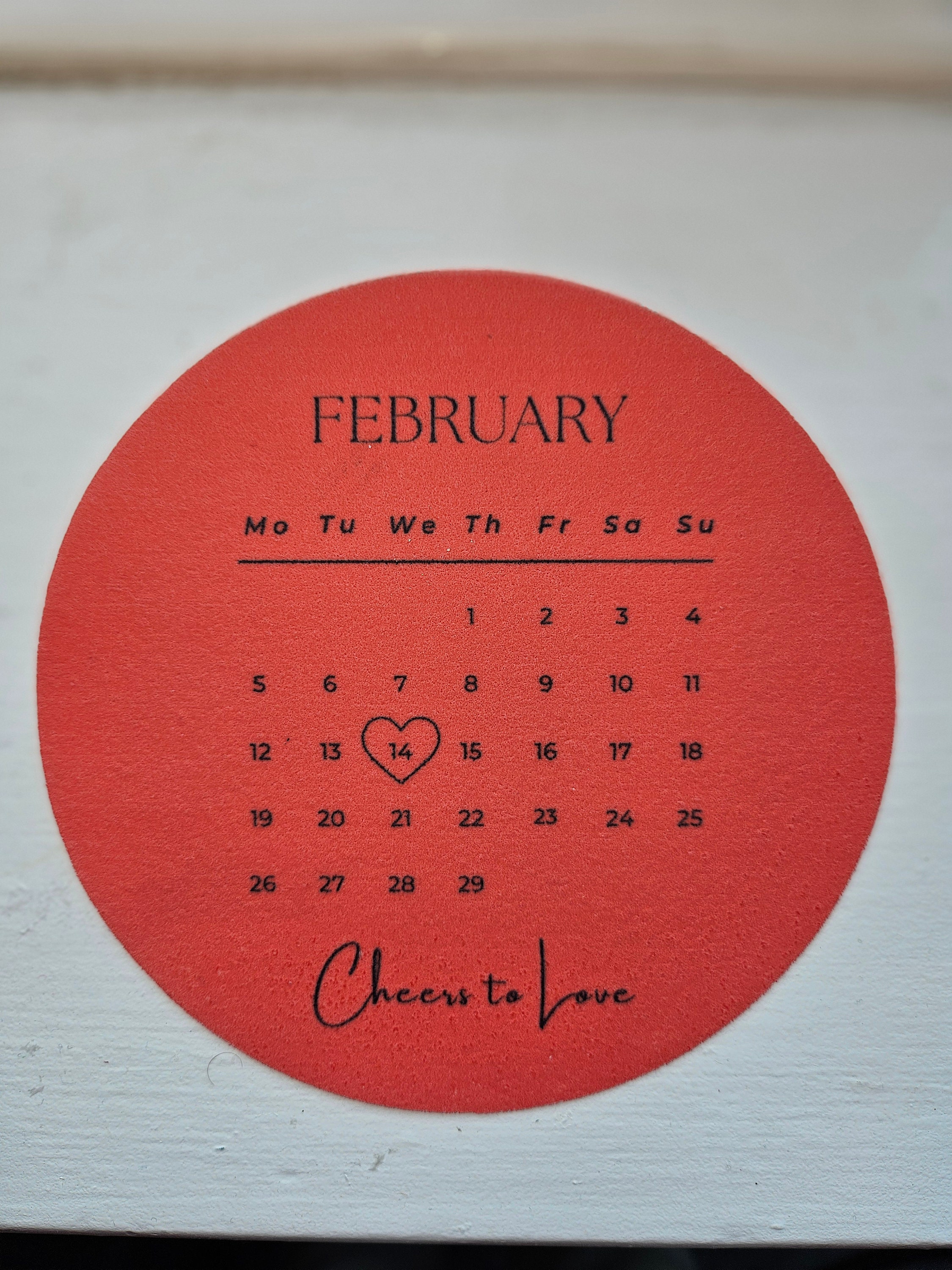 Trending Edible Round Cake Calendar , Personslised Text, Month, Day in ...