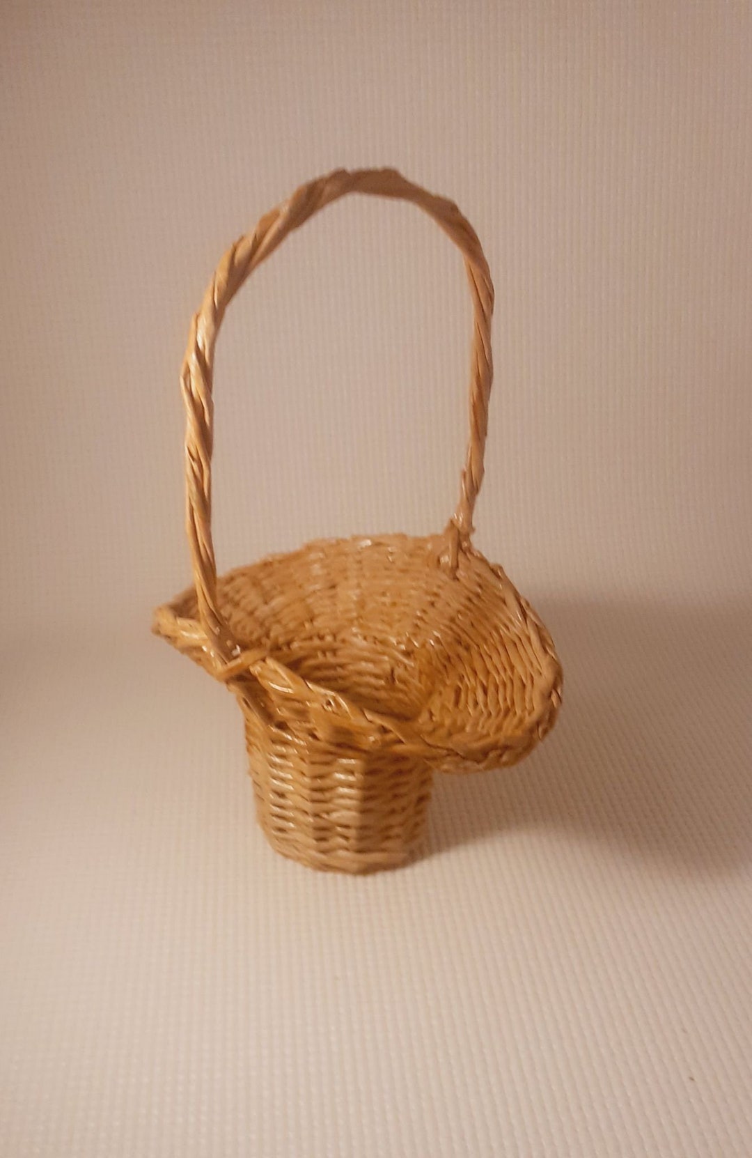 Paper Weaving, Basket Weaving,table Decoration, Floral Arrangement ...