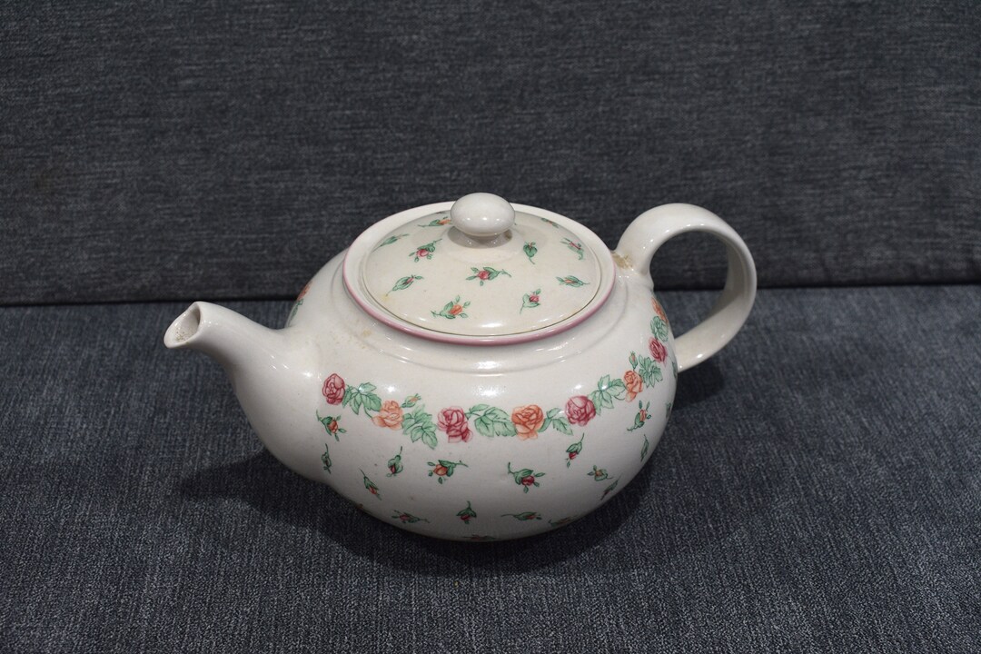 Vintage Laura Ashley "rosebud" Teapot With BONUS Pot - Etsy