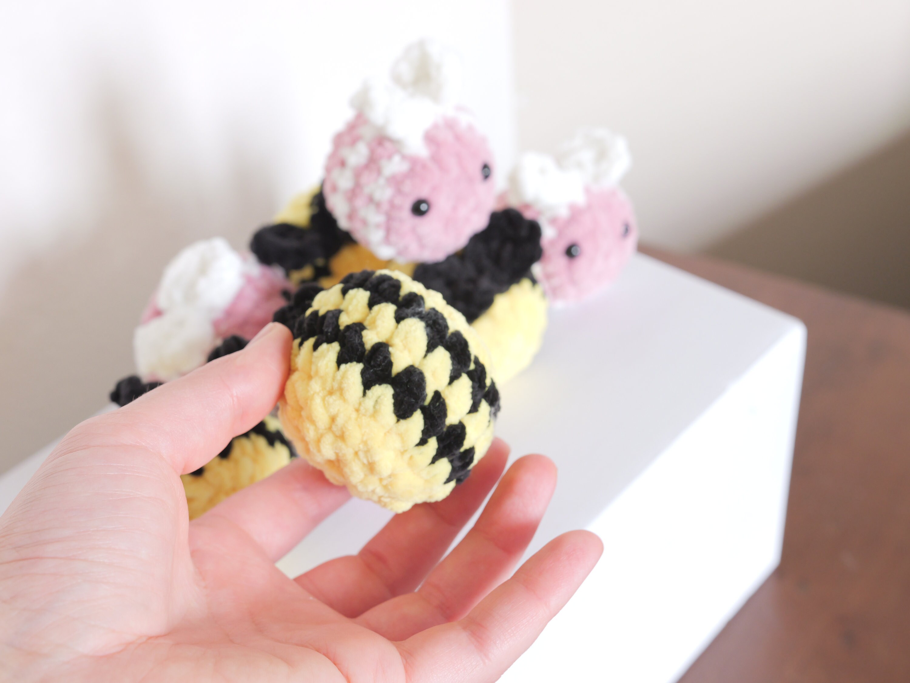 Amigurumi Mini Bee Crochet Plushie, Cute Kawai Insect Toy, Velvet Tiny ...