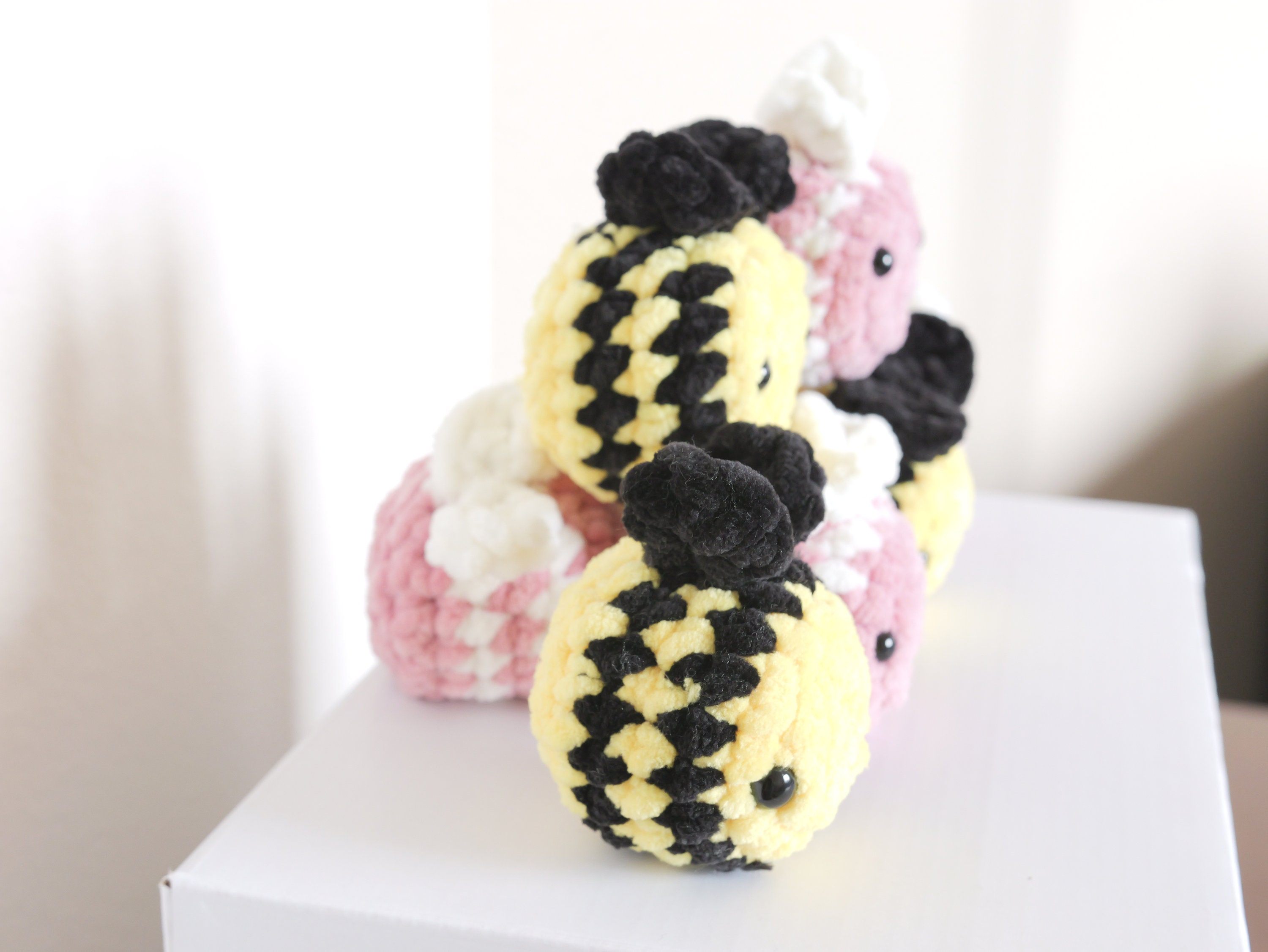 Amigurumi Mini Bee Crochet Plushie, Cute Kawai Insect Toy, Velvet Tiny ...