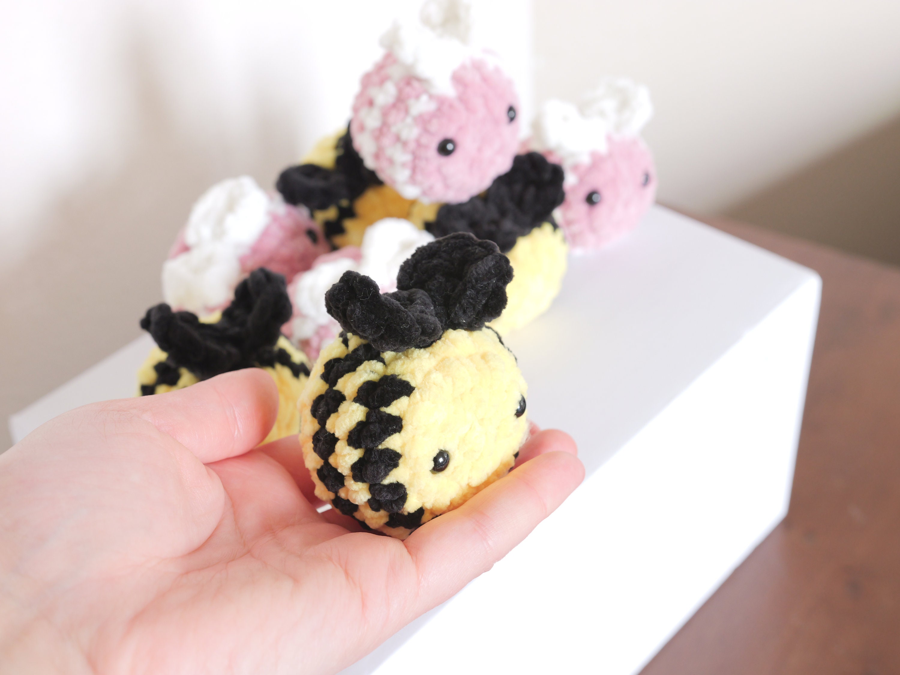 Amigurumi Mini Bee Crochet Plushie, Cute Kawai Insect Toy, Velvet Tiny ...