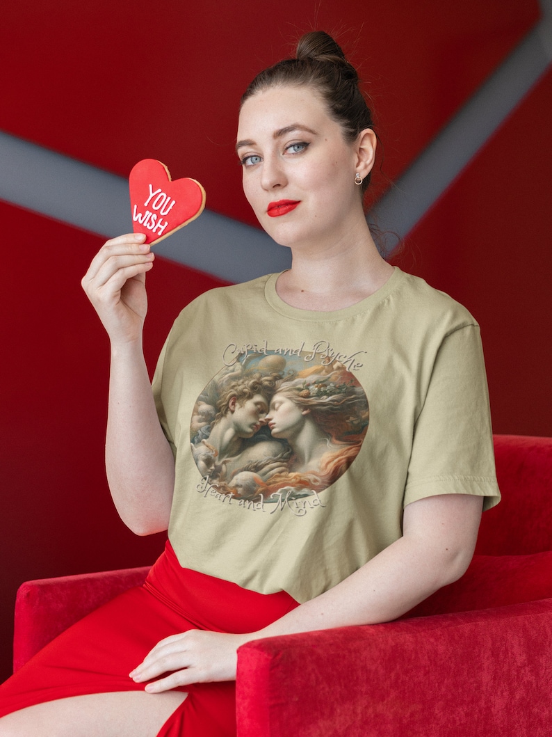 Cupid and Psyche Embrace Heart and Mind Mythology T-shirt Lovers ...