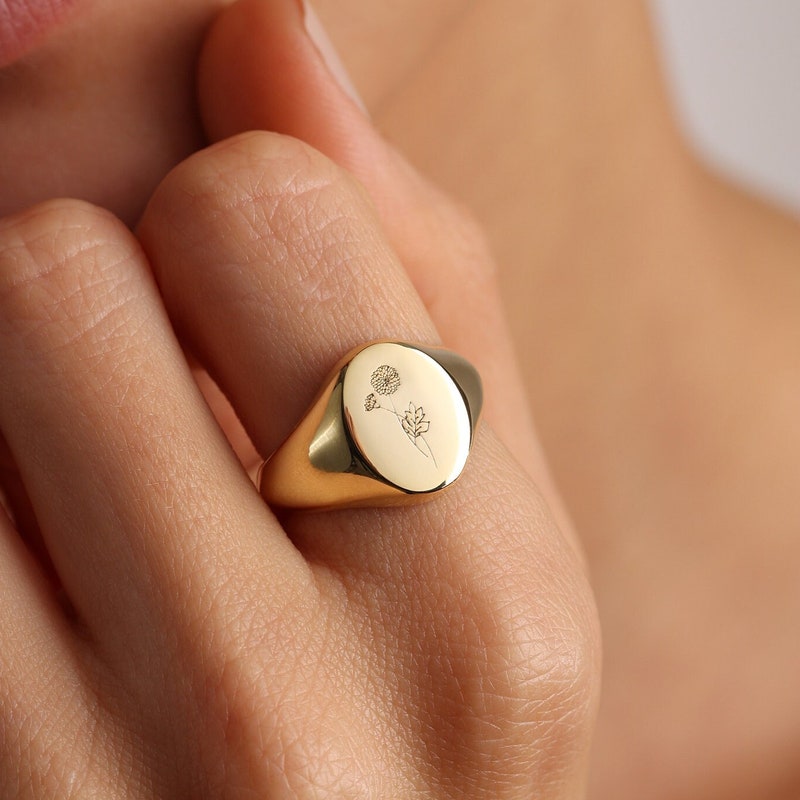 Custom Signet Ring - Etsy