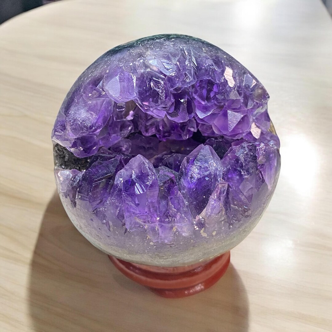 Amethyst Pac Man Geode Specimen - Etsy