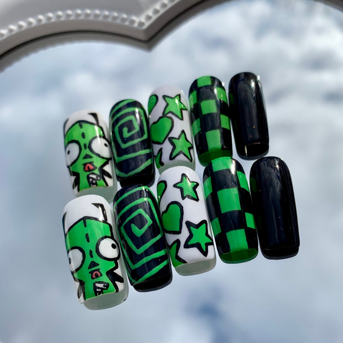 Invader Zim Press Ons Gir Nails Y2K Nails Cute Press on Nails Invader ...