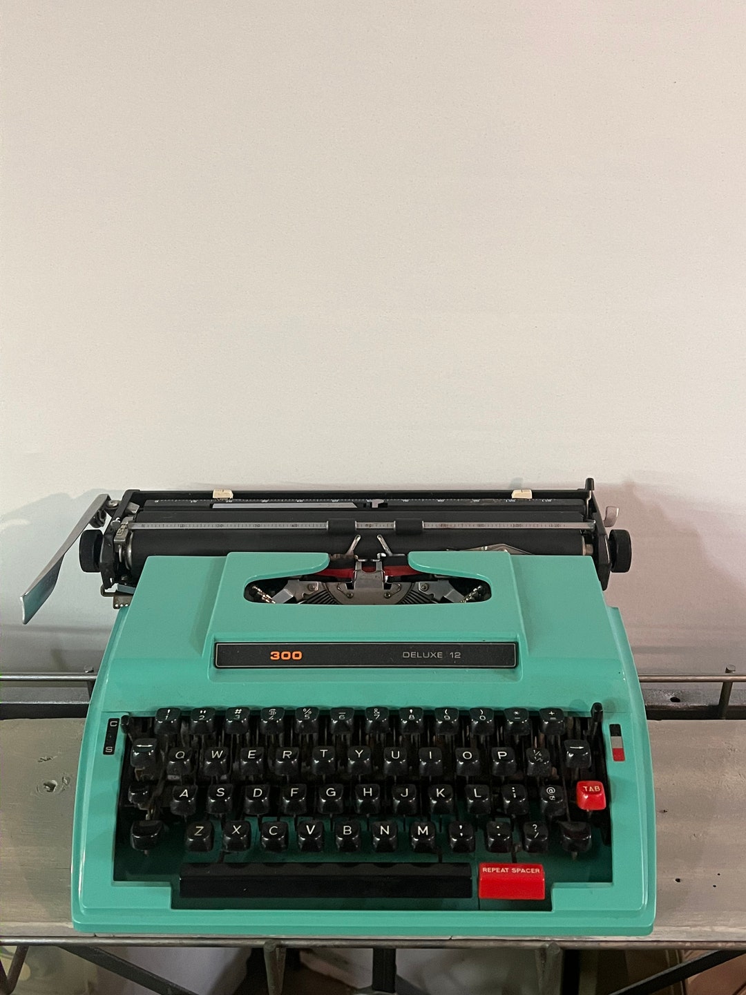 1976 Kmart brother 300 Deluxe 12 Vintage Typewriter - Etsy