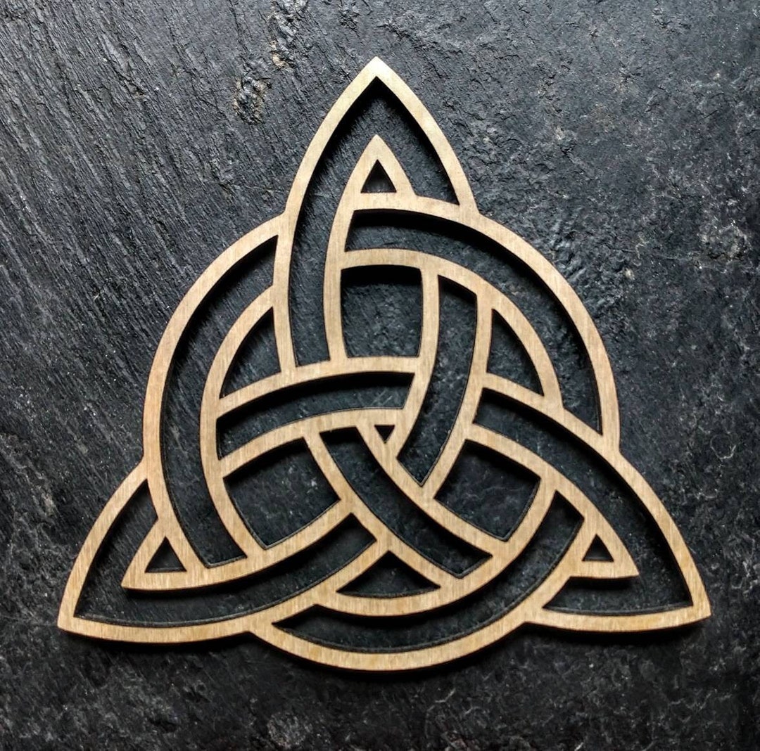 Celtic Knot, Irish Wall Decor, Trinity Wall Art, Celtic Decor, Infinite ...