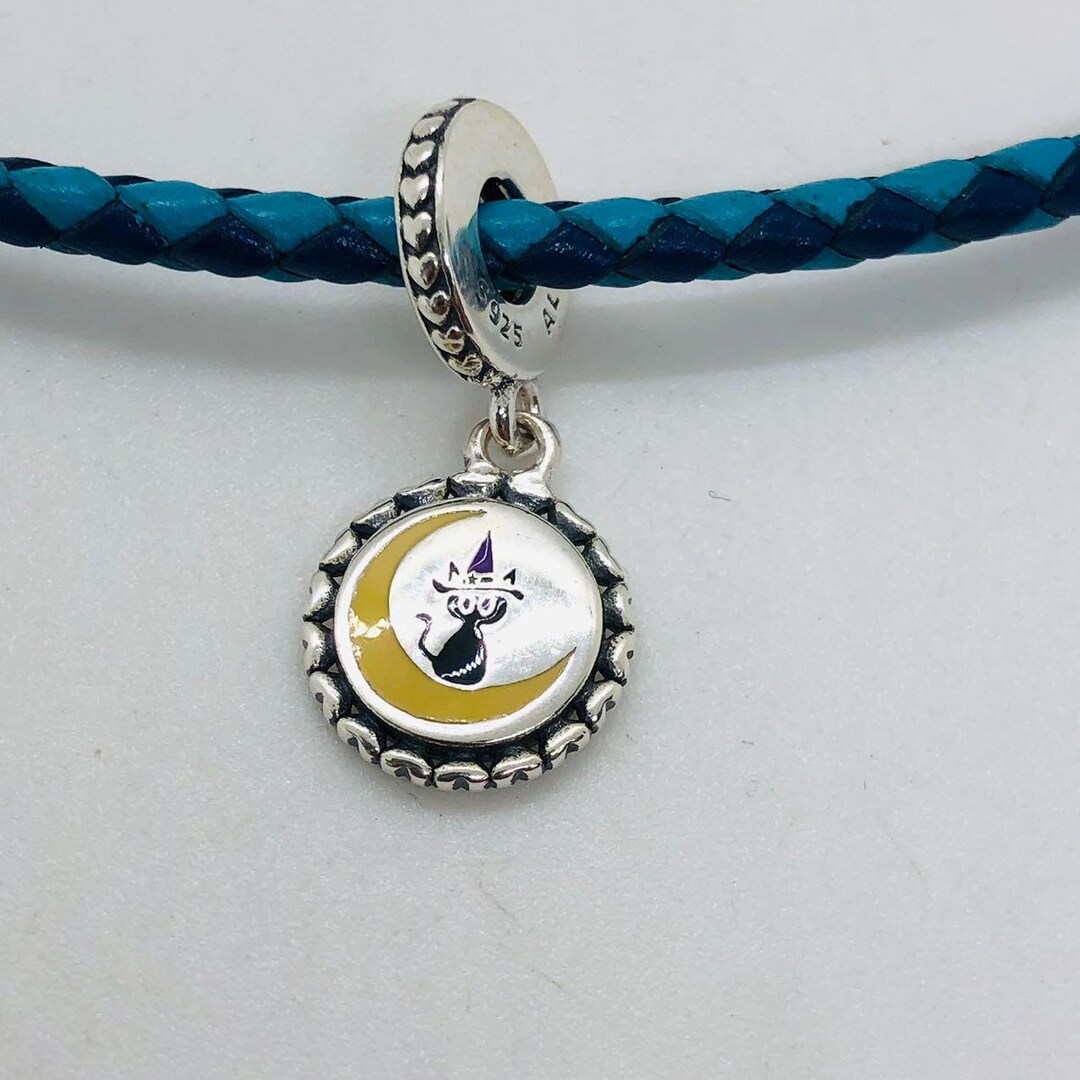Pandora Salem Massachusetts Charm/witch Black Cat Crescent Moon Charm ...