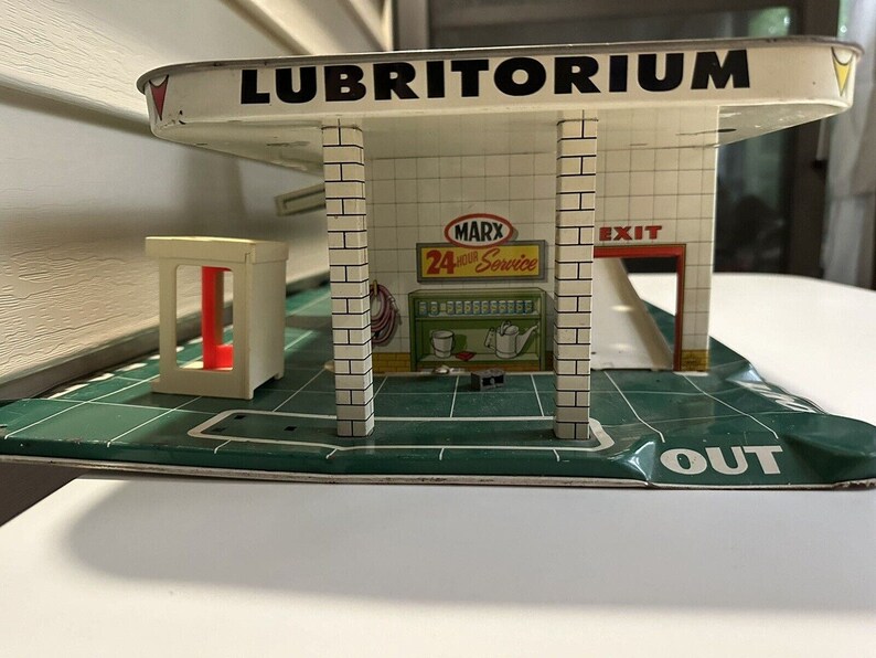 Marx Tin 1950s Service Station With 5 Cars. - Etsy