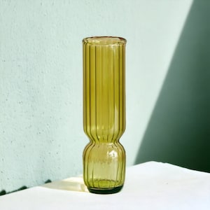 Nordic Glass Vase - Minimalist and Elegant Vase for Stylish Home Decor ...