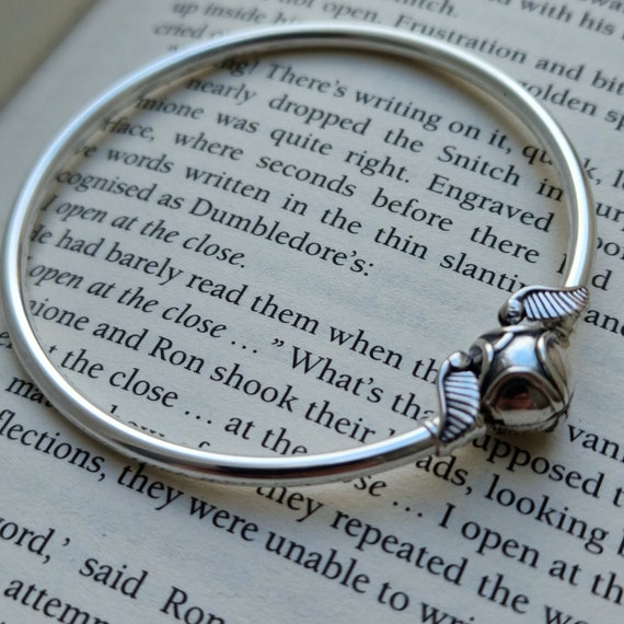 Harry Potter Golden Snitch inspired charm bracelet/ b… - Gem
