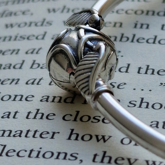 Harry Potter Golden Snitch inspired charm bracelet/ b… - Gem