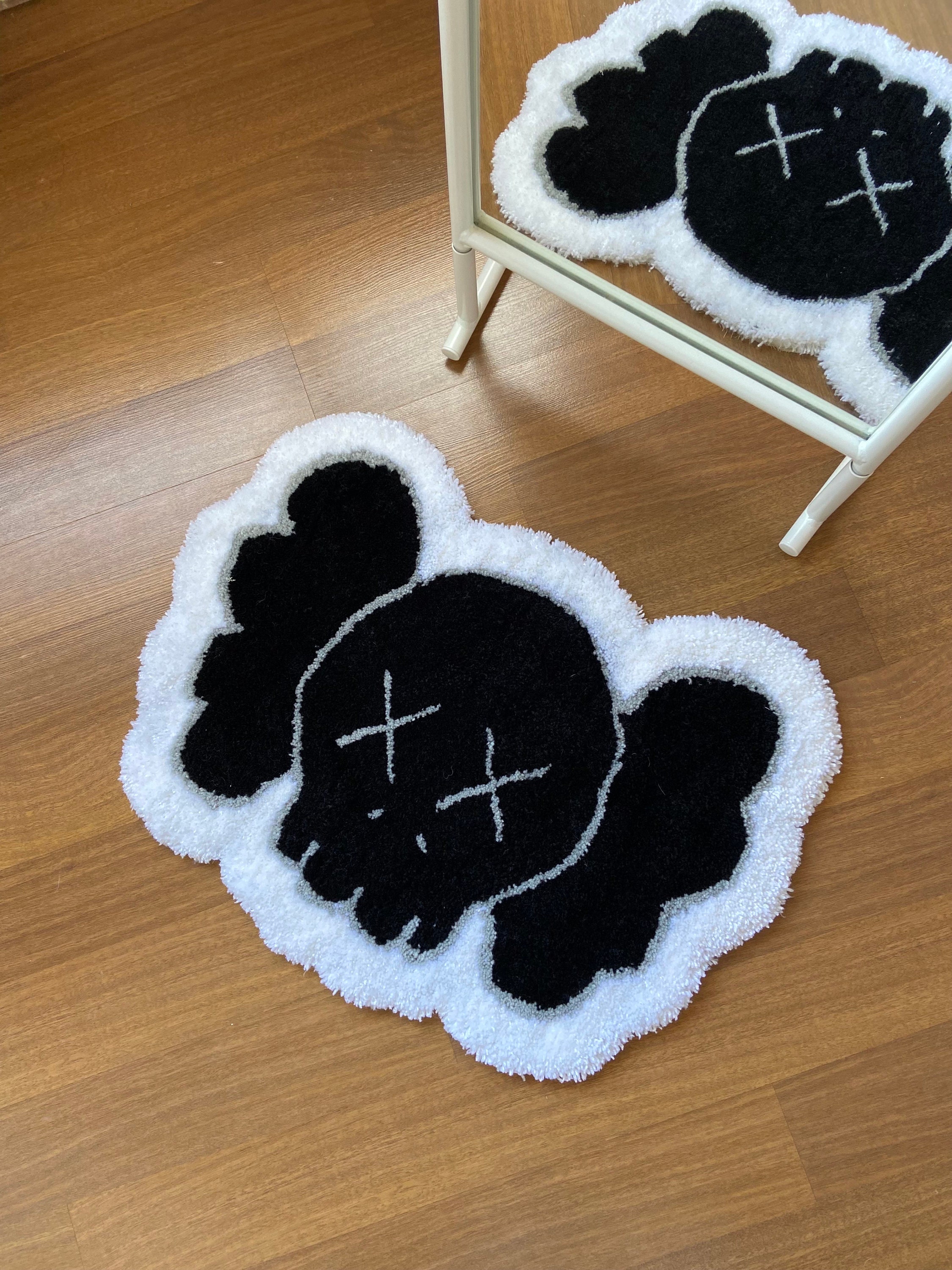Kaws Tufted Rug / Handmade Rug , Custom Rug, Soft, Housewarming Gift ...