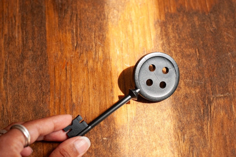 Button Skeleton Key Cosplay Prop – 3D Printed Resin Costume Accessory ...