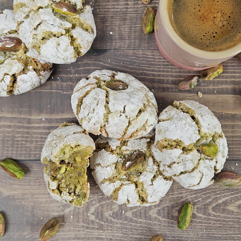 Pistachio Amaretto Biscotti - Etsy Australia