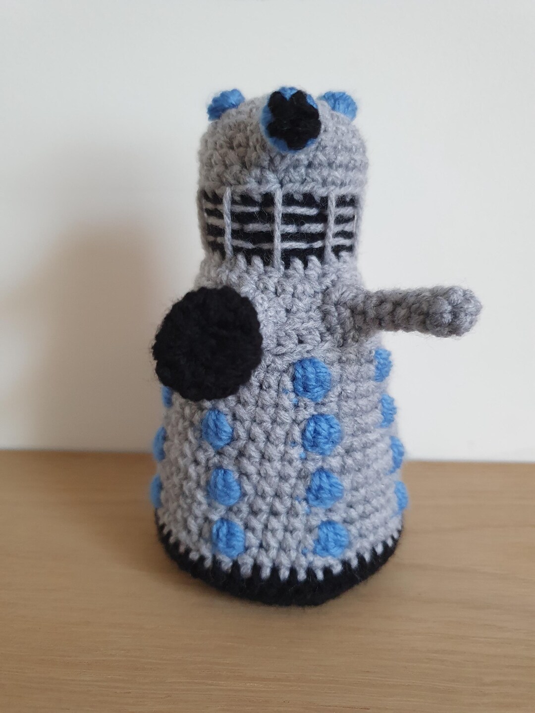 Dalek From Dr Who, Hand Crocheted Character. 14cms Tall. - Etsy