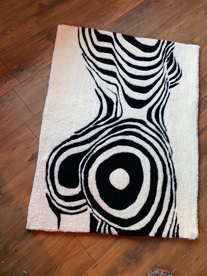 Monochromatic Women's Body Tufted Rug - Etsy