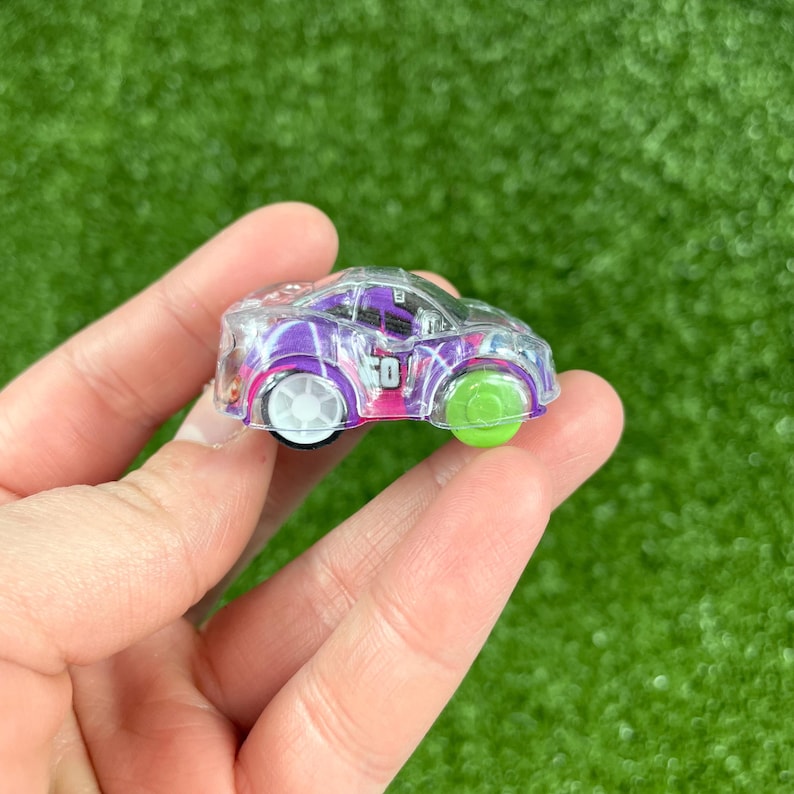 Birthday Party Favors for Race Car Themed Kids Party Race Track ...