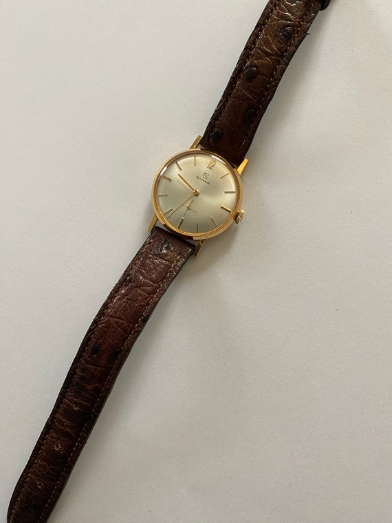 1950’s Authentic CYMA Men’s Swiss made Gold Watch - Gem