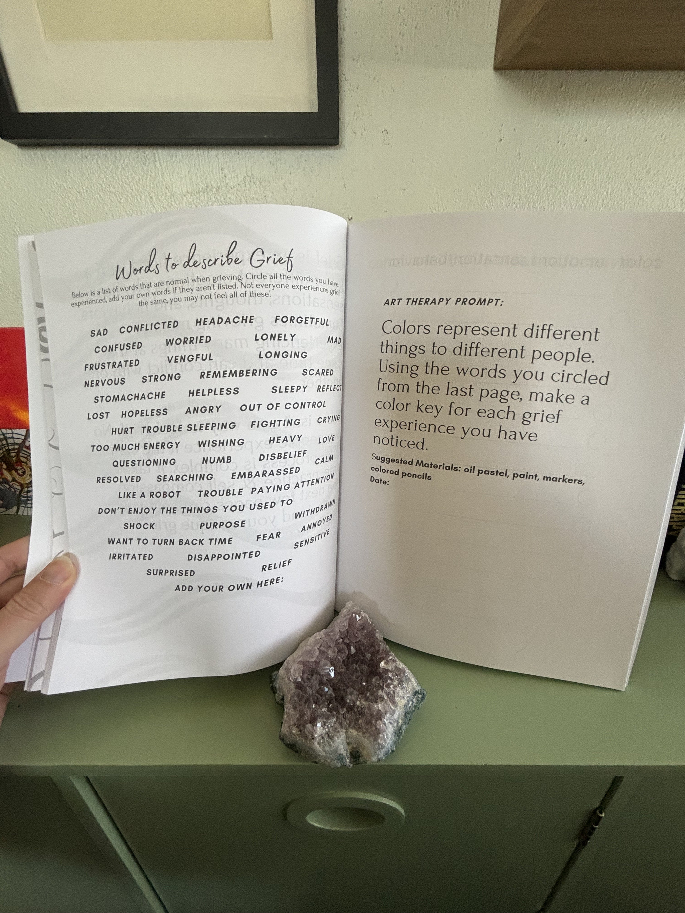 Teen & Child Edition Art Therapy Workbook for Grief Loss: Exploring the ...