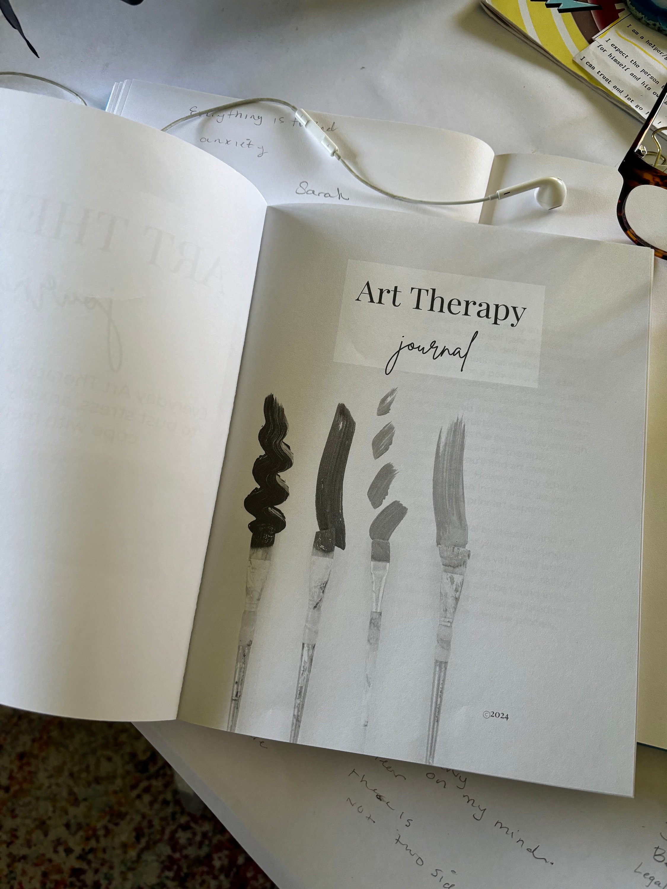 Art Therapy Journal: Everyday Art Therapy & Writing Prompts to Busy ...