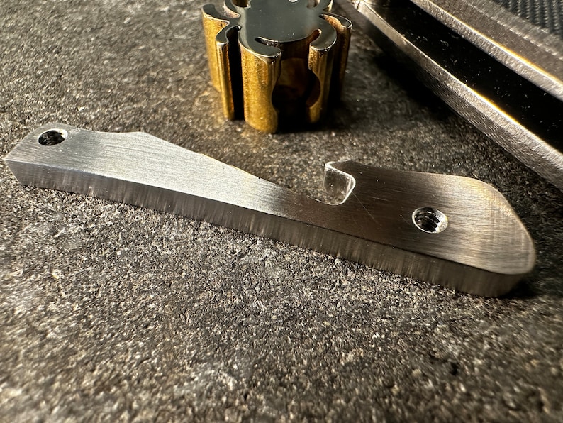 Compensated Lock Backspacer for Spyderco Manix 2 - Etsy