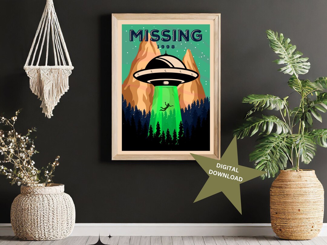 Retro Alien Wall Art. - Etsy