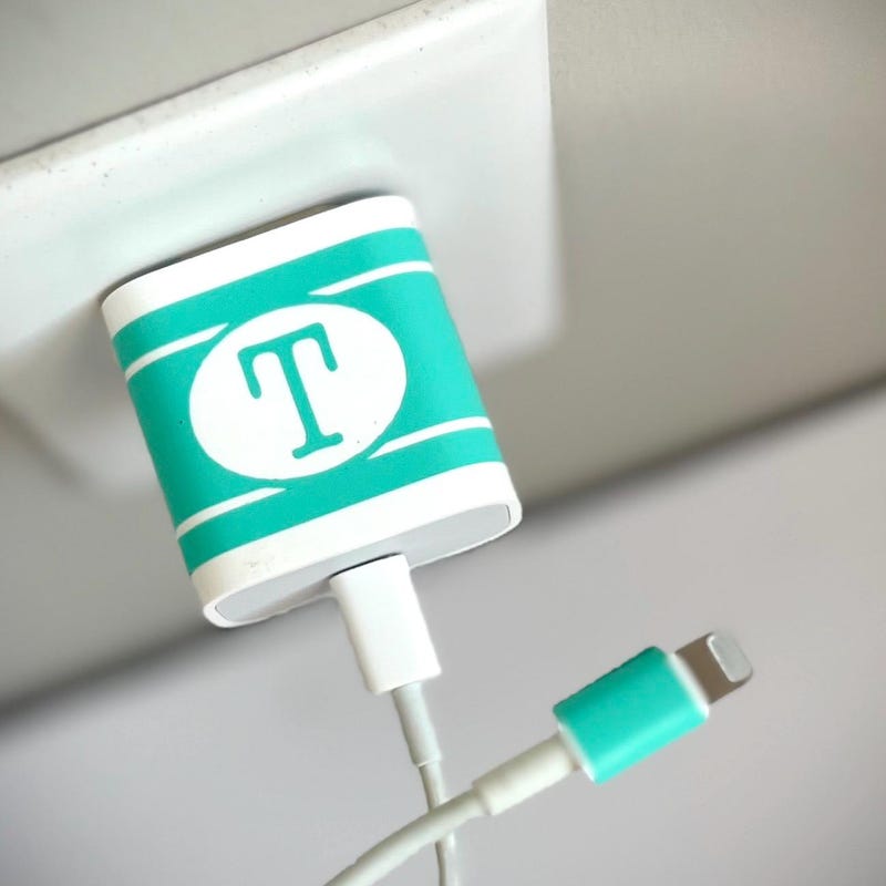Charger Monogram - Etsy