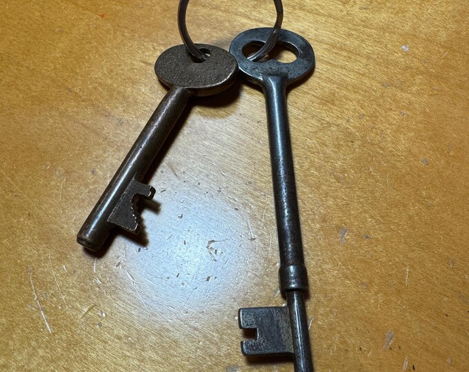 Adlake Key and Gamewell Key - Etsy
