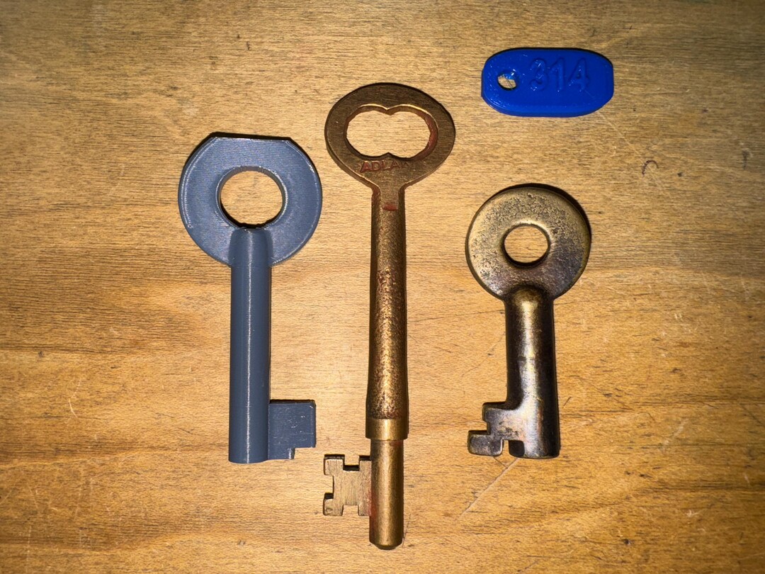Adlake Caboose Key - Unusual Type + Bonus Switch Key - Etsy