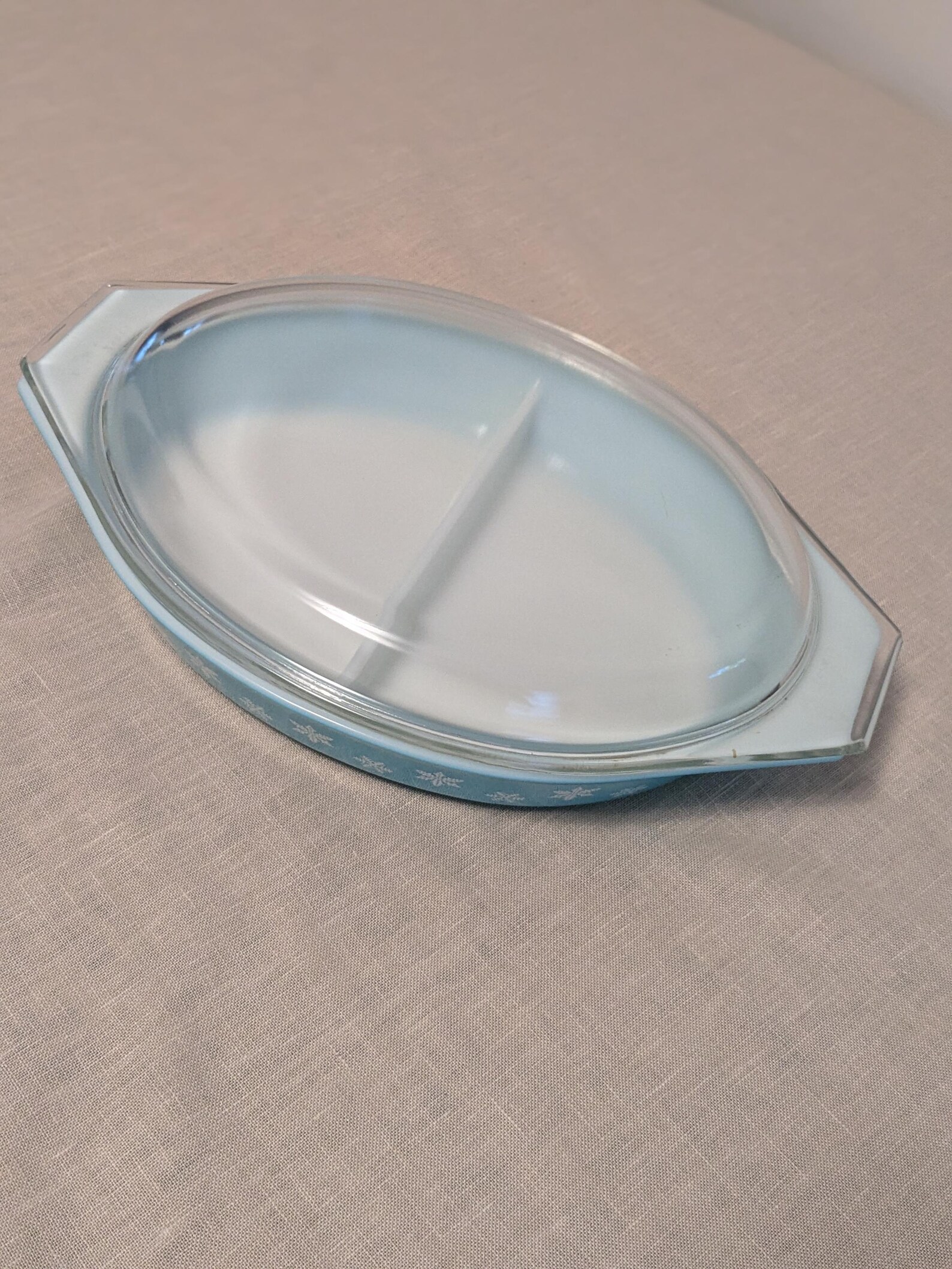 1960s Vintage MCM Pyrex Snowflake Casserole Turquoise Snowflake Separated Casserole Dish W Glass ...