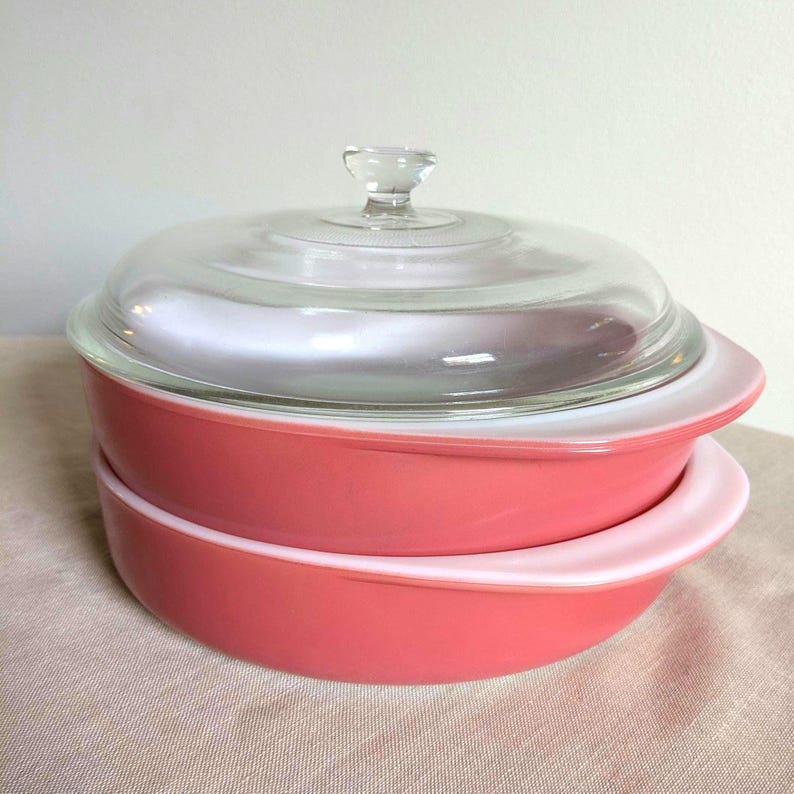 1950 1960s Pyrex Flamingo Pink Ovenware Nesting Set in Mint Condition ...